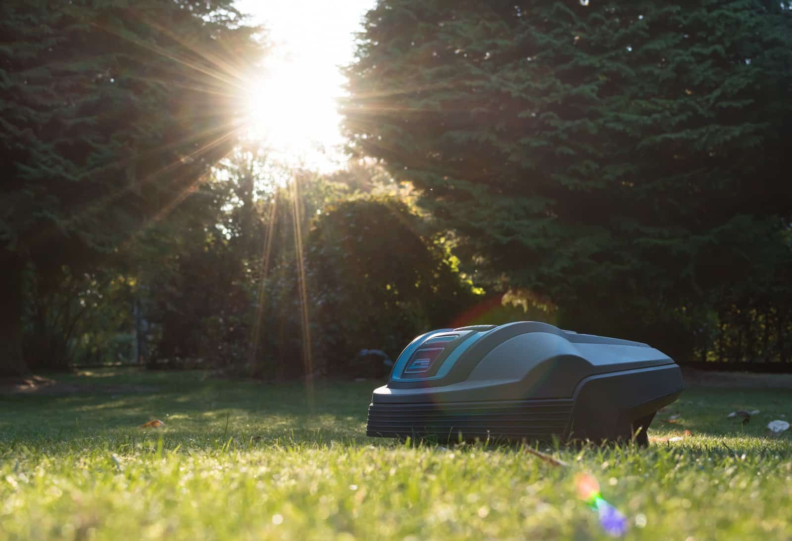 A Guide for Setting Up A Robot Lawnmower - The All Electric Lawn